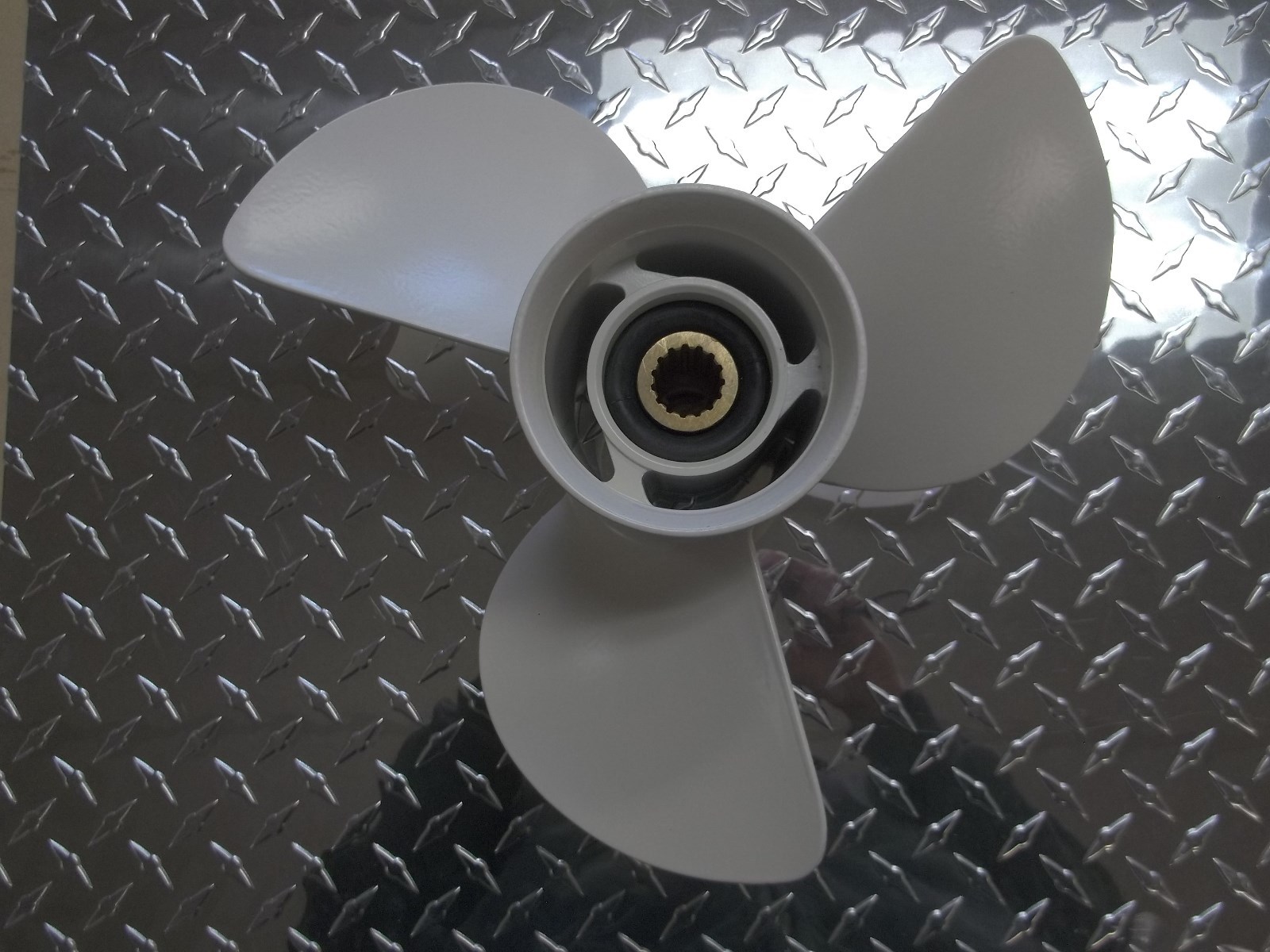 Yamaha Prop 13 x 19 RH Aluminum Propeller 70 75 80 90 100 115 130 hp t ...