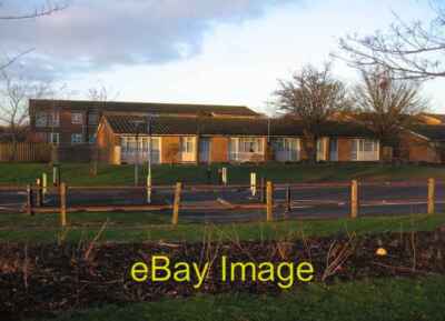 Photo 6x4 Bungalows on Winklebury Way Basingstoke c2008 | eBay UK