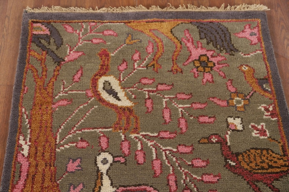 Captivating Zeigler Animal Design Rug Hand-Knotted Foyer Sized 3x6 ft ...