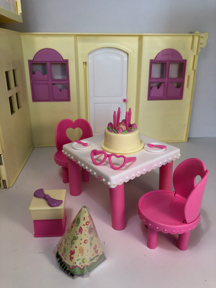 RARE Vintage Barbie Kelly Pop Up Yellow Playhouse w All Accessories ...
