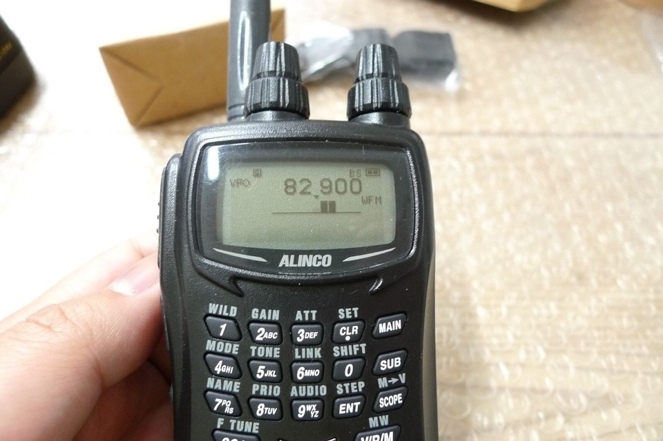 Alinco DJ-X11 Wideband Handy Receiver Frequency Range 0.05 - 1300MHz | eBay