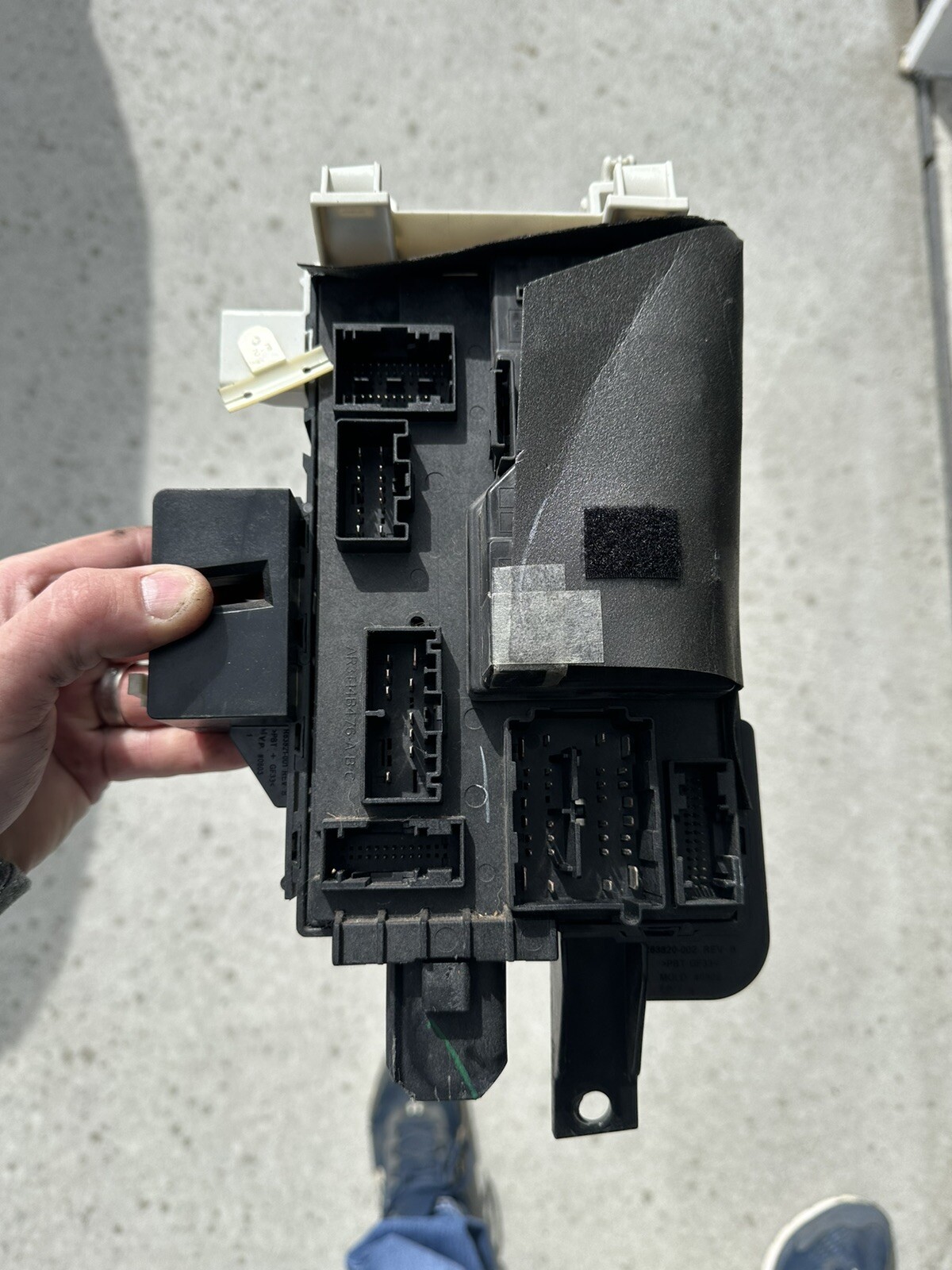 2010+-+2014+Ford+Mustang+Body+Control+Module+Part+%23+Br3t+15604+Ca for ...