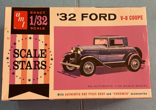 1932 Ford V-8 Coupe model car kit 1/32 scale stars Round 2 Models | eBay