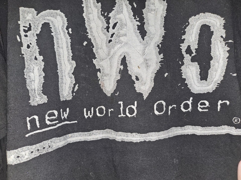 VINTAGE WCW NWO SILVER LOGO T SHIRT NEW WORLD ORDER BAND IS BACK ...