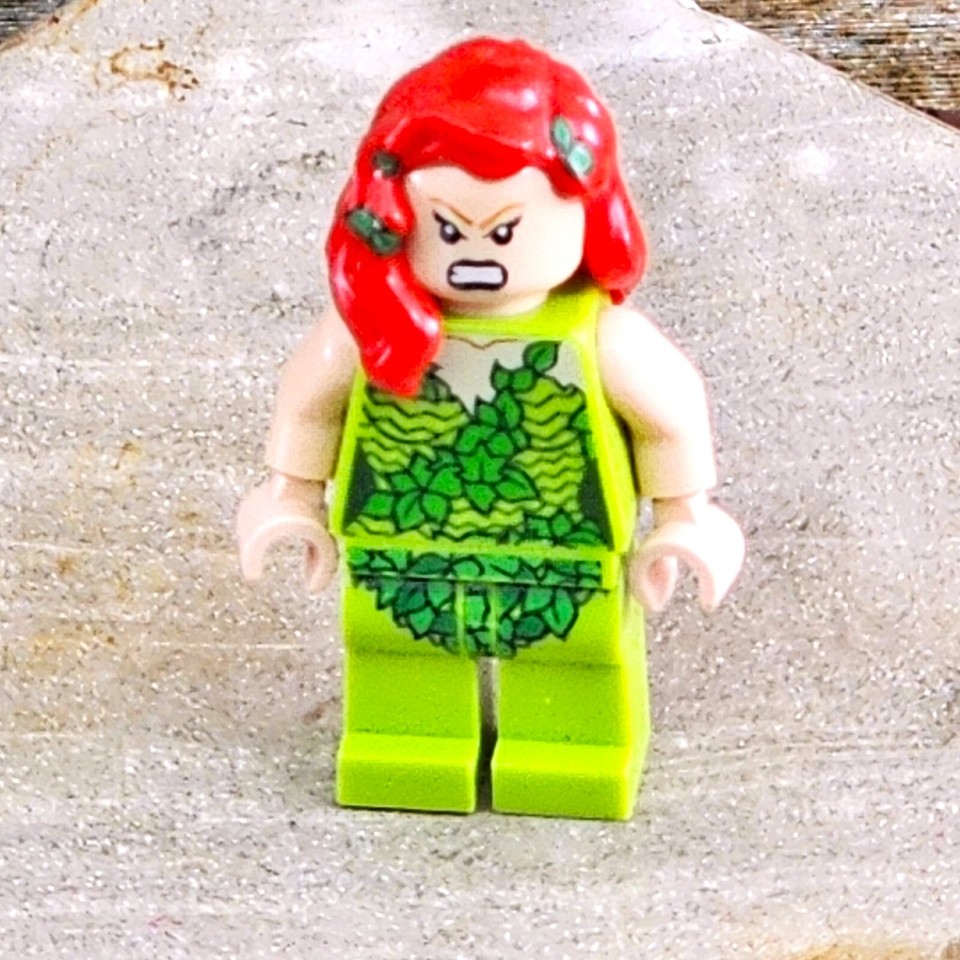 LEGO POISON IVY Figure Batman Female Villain Jokerland Super Hero ...