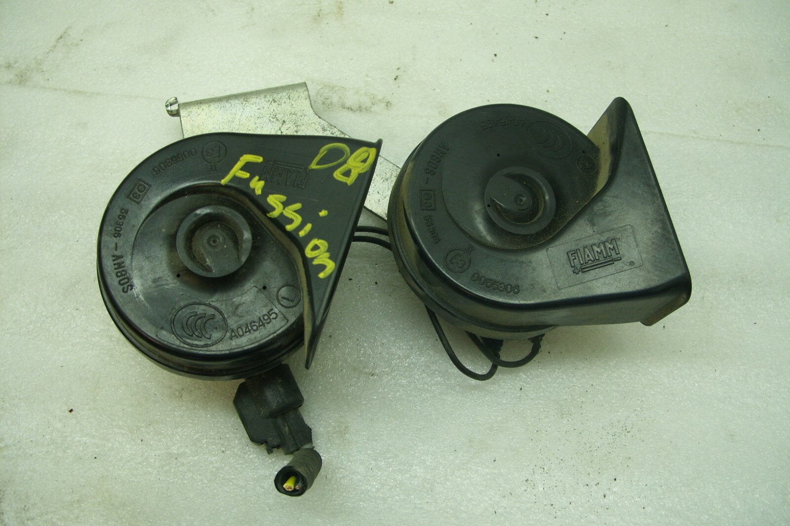 2001+Ford+F250+F350+Super+Duty+Horns+Horn+Set for sale online | eBay