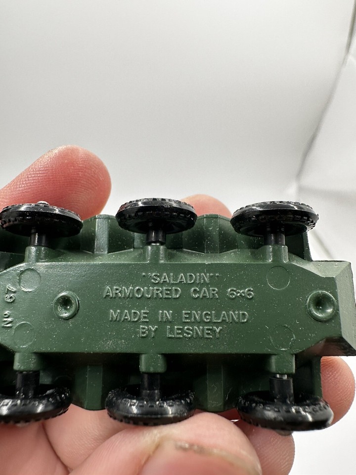 LESNEY Matchbox Vintage Saladin Armoured Car Length 2.25 Broken Tank ...