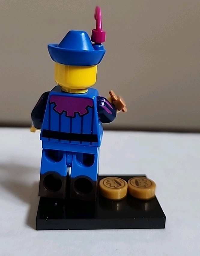 LEGO Troubadour Minifigure Collectible Series 22 - w/ Lute Instrument ...