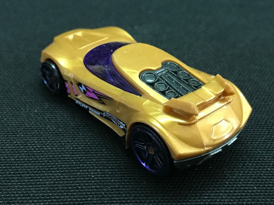 Hot Wheels Chicane (plastic/diecast construction) Collectable Scale 1:64 | eBay