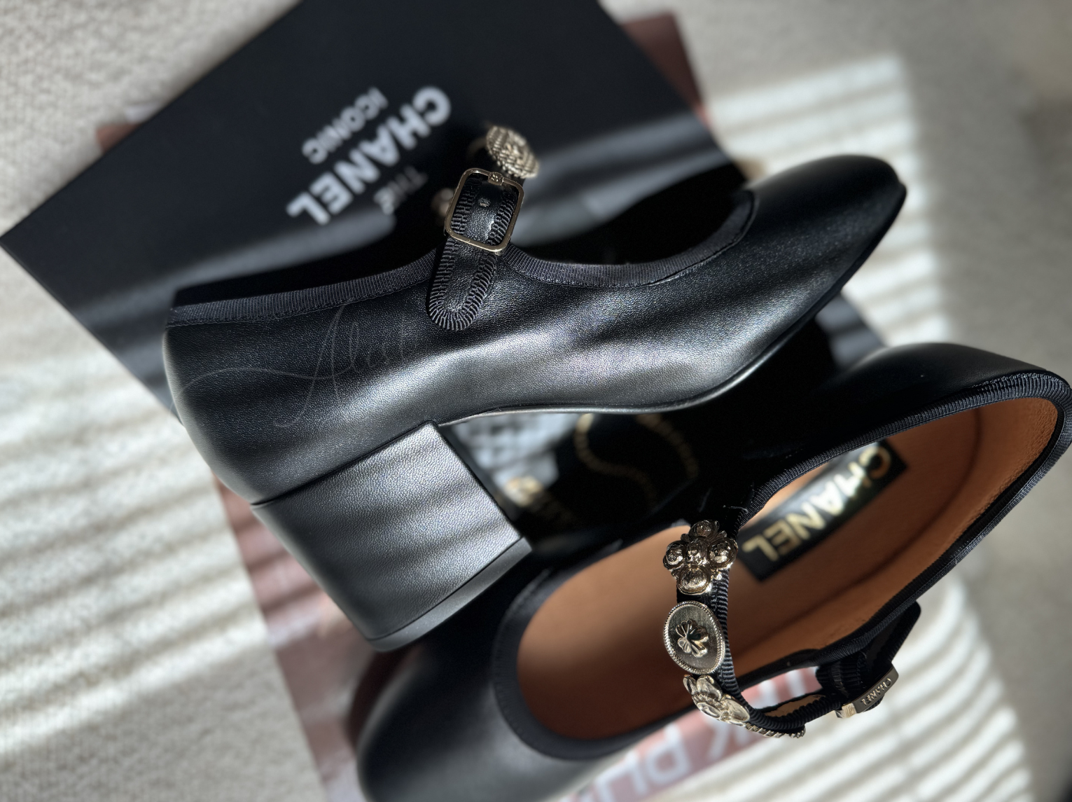 Chanel 24A Metiers D’art Black Leather Mary Jane Heels Gold Charms ...