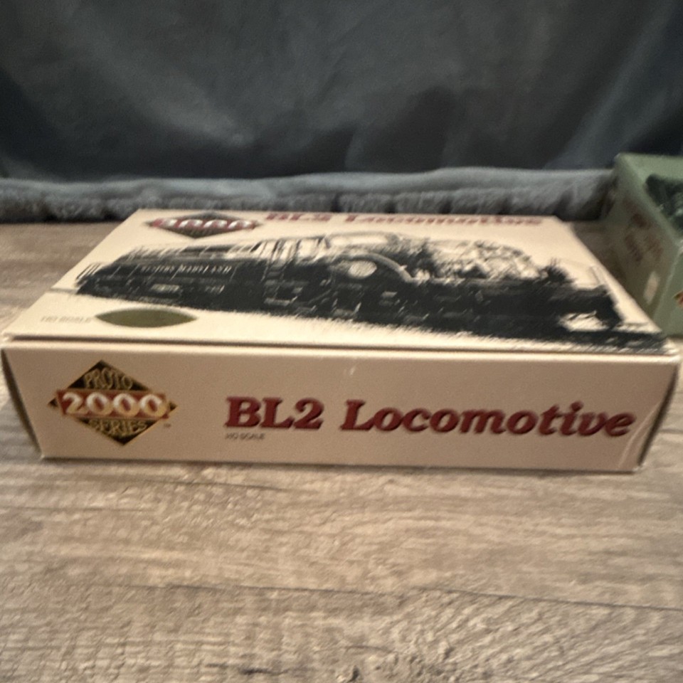 PROTO 2000 Series HO BL2 Diesel Locomotive Western Maryland Black 8356 ...