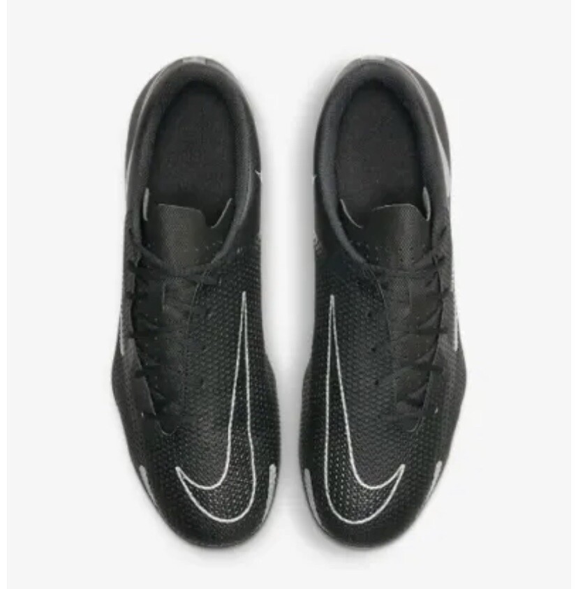 Nike Phantom GT2 Club FG/MG Black Metallic Silver Cleats Nike Phantom GT2 Club FG/MG Black Metallic Silver Cleats