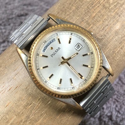 Pulsar Men V744-0A20 Day Date President Fluted Quartz Analog Watch 7 1/ ...