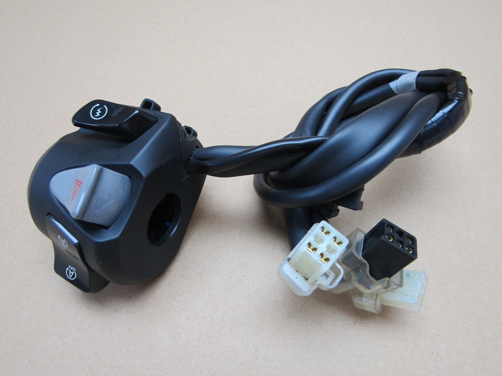 Honda PCX 125 2022 2,044 miles right handlebar switchgear (12358) | eBay