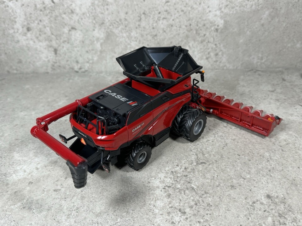 1/64 Case IH AF11 Combine On Wheels Ertl Prestige ZFN44372 | eBay