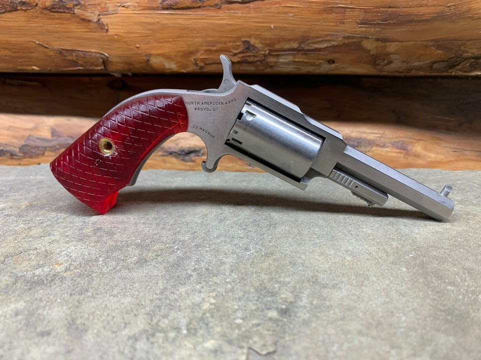 DIAMOND HATCHED NAA 22 MAG STYLE 2 EXTENDED GRIP, NORTH AMERICAN ARMS ...