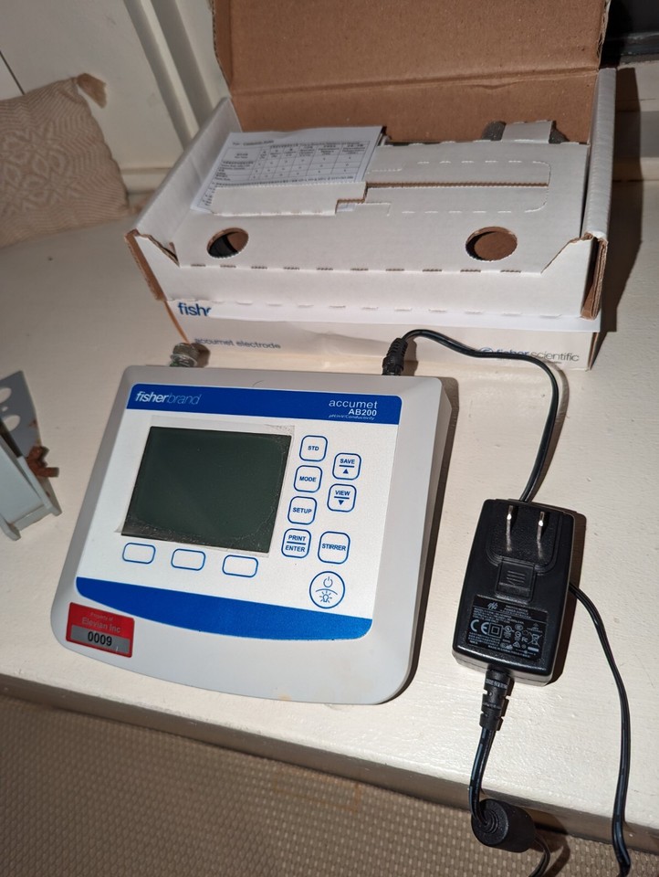 Fisherbrand Accumet AB200 pH/mV/Conductivity Meter with Conductivity ...