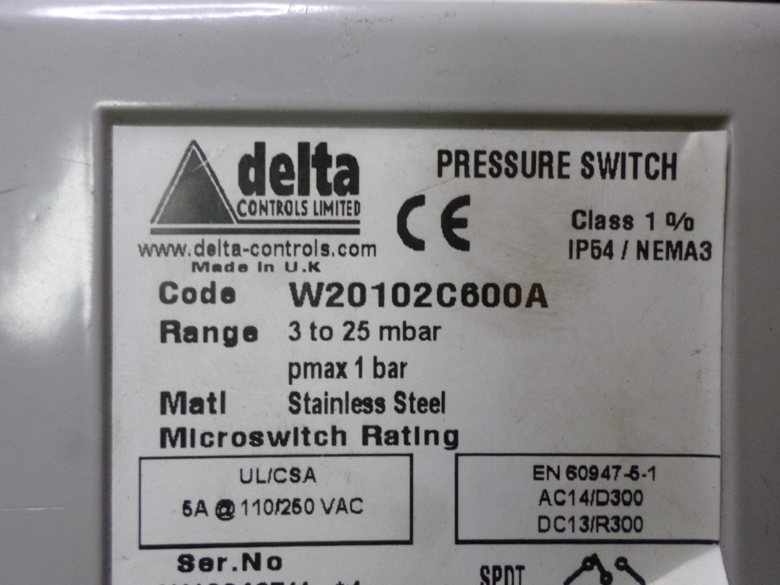 DELTA CONTROLS - PRESSURE SWITCH 3...25mbar - 1 Bar max W20102C600A | eBay