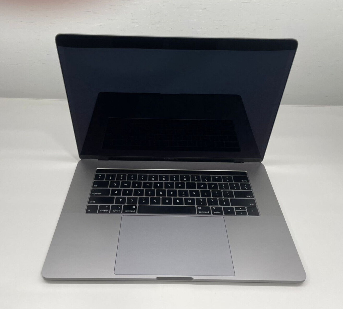 Apple MacBook Pro 15" A1990 i9 2.3 GHz 16 GB 512GB SSD MV912LL/A | eBay