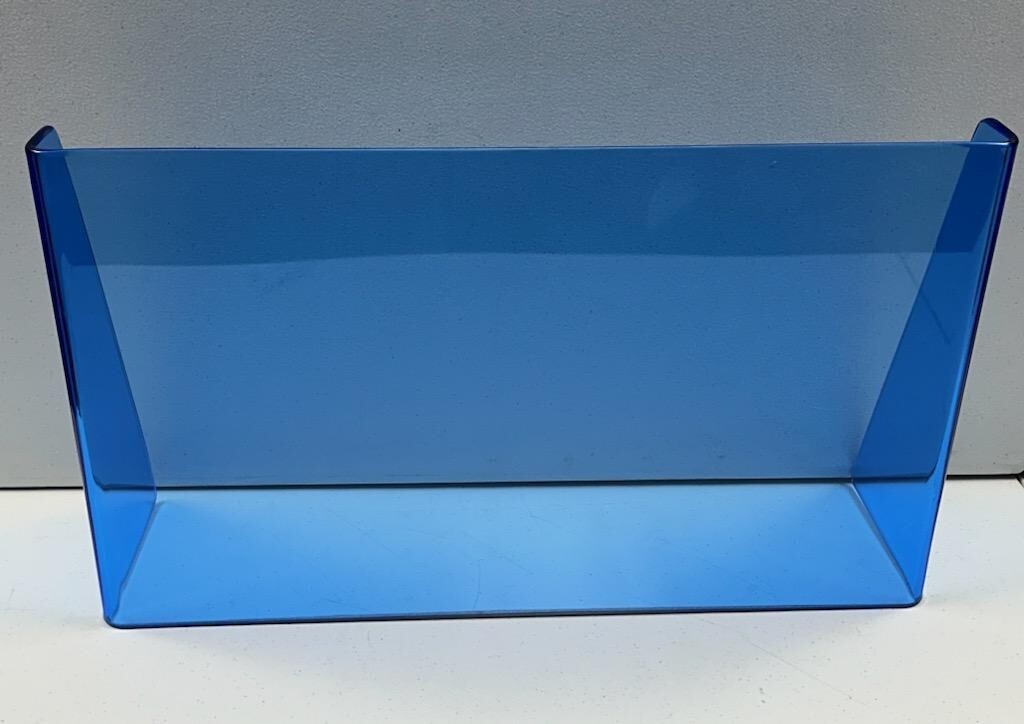 18" ID boat windshield", 1/4" premium blue plexiglass, center console ...