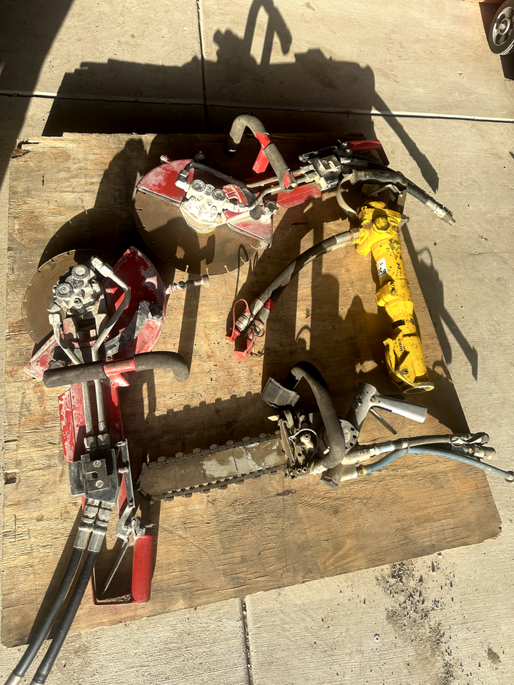 Hydraulic Breaker / Rivet Buster, Hydraulic chain saw, hydraulic ...