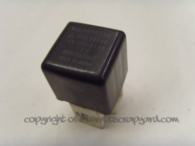 Mitsubishi Delica L400 2.8 4M40 94-96 black relay MB629080 . | eBay UK