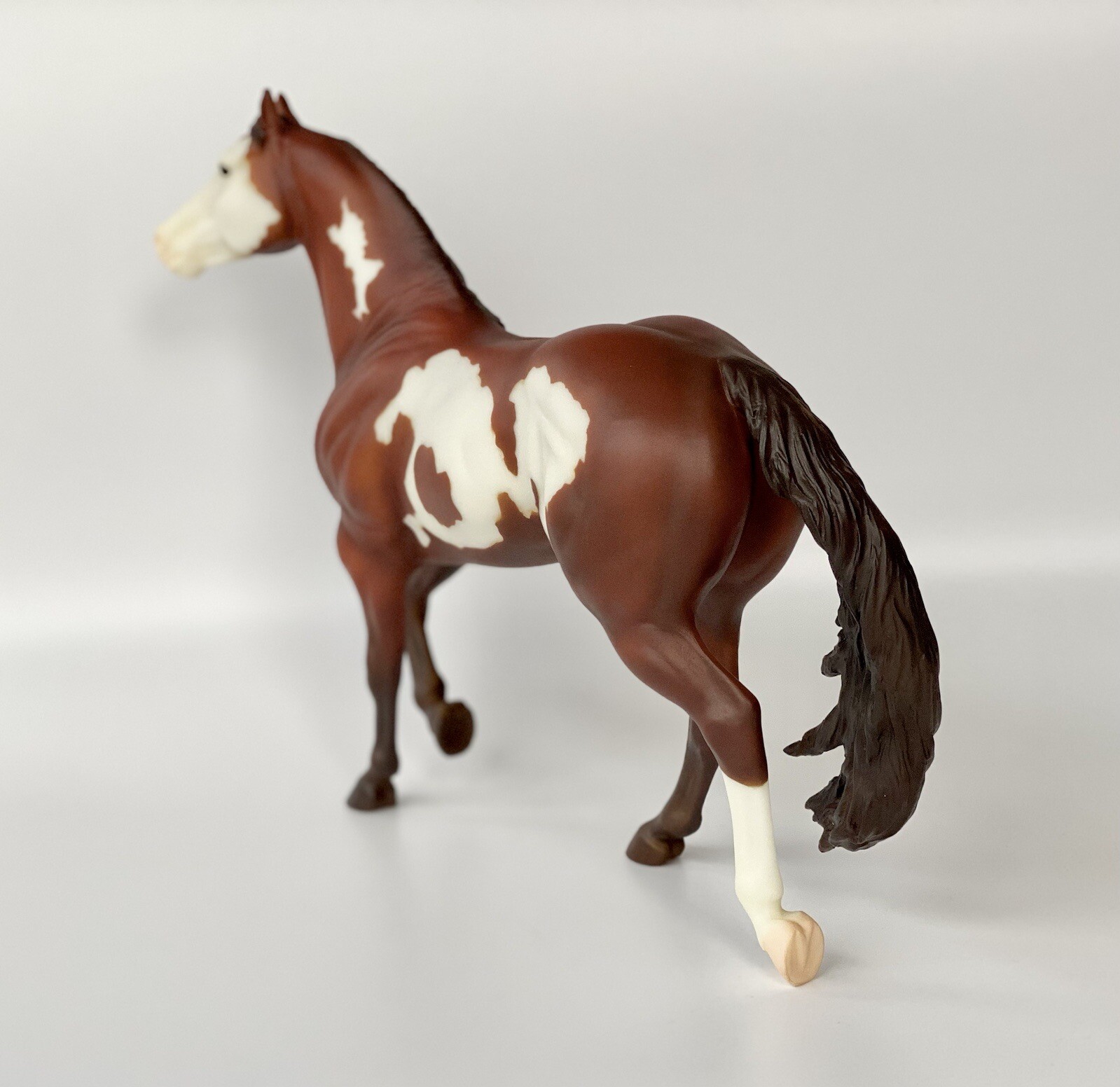 Breyer CUSTOM Traditional Scale Yellow Mount Chestnut Pinto Smart Chic ...