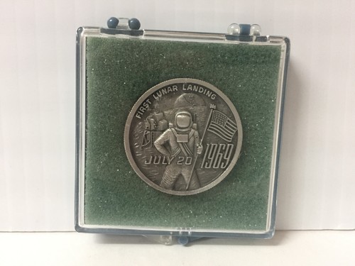 Apollo 11 First Lunar Landing July 20 1969 Commemorative Coin Token ...
