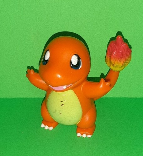 Pokemon Gashapon Charmander Figure Game Center Charizard Card Switch ...