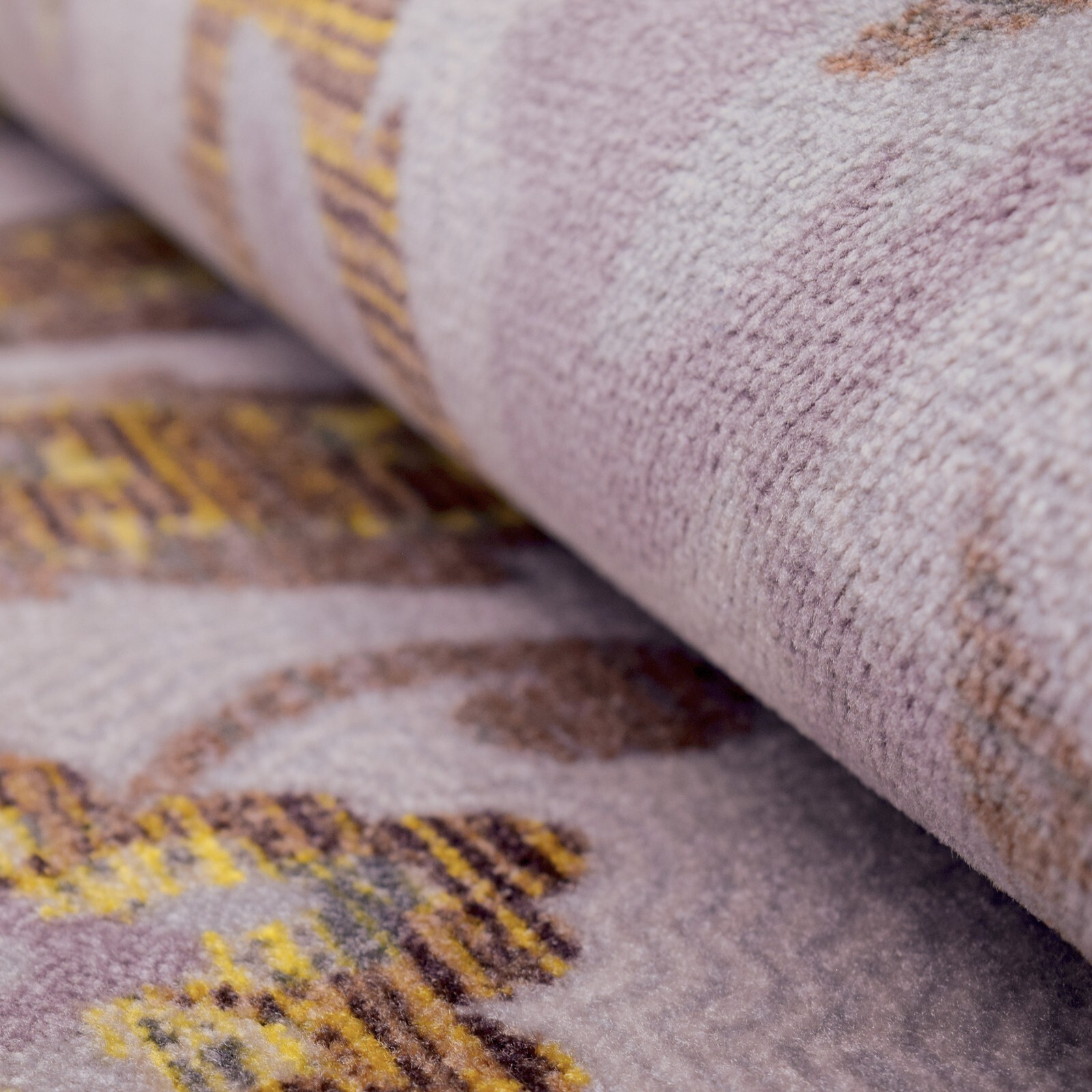 Jezabel Traditional Floral Modern Moth Resistant Antistatic Indoor Area ...