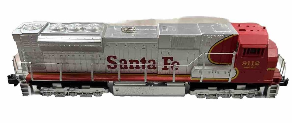 O Scale 3 Rail SD90MAC Locomotive Santa Fe Red/Silver MTH Train??? | eBay