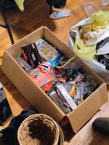 huge hot wheels collection Plus Very Nice Cabnet | eBay