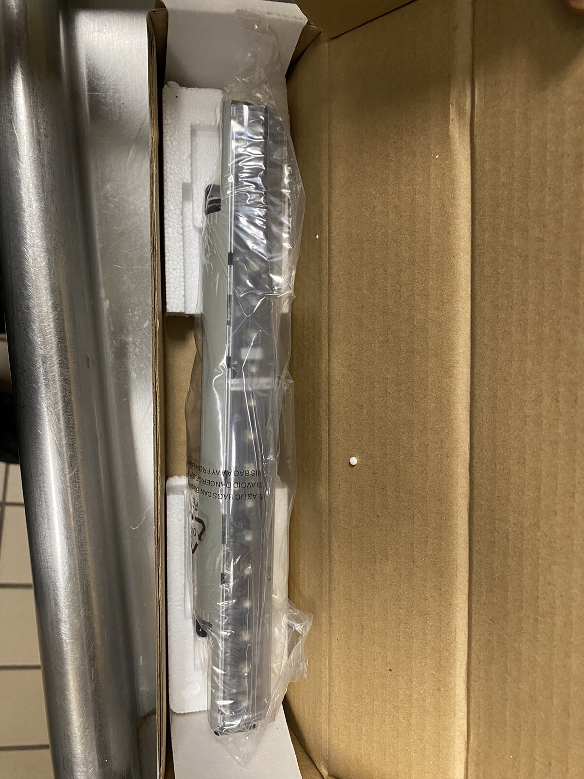 Philips iColor Cove MX PowerCore RGB LED Fixture 123-000004-00 Bcx450 ...