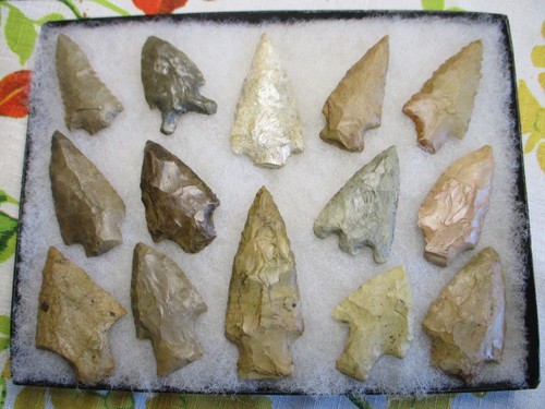 AUTHENTIC INDIAN Arrowheads LOT 1. BEAUTIFUL BIGGEST ARROWHEAD 3. INCHES | eBay