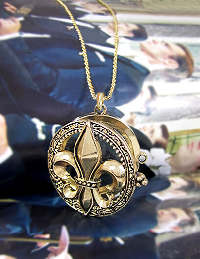 Fleur de lis 6 Times Magnifier Magnifying Glass Top Sliding Magnet ...