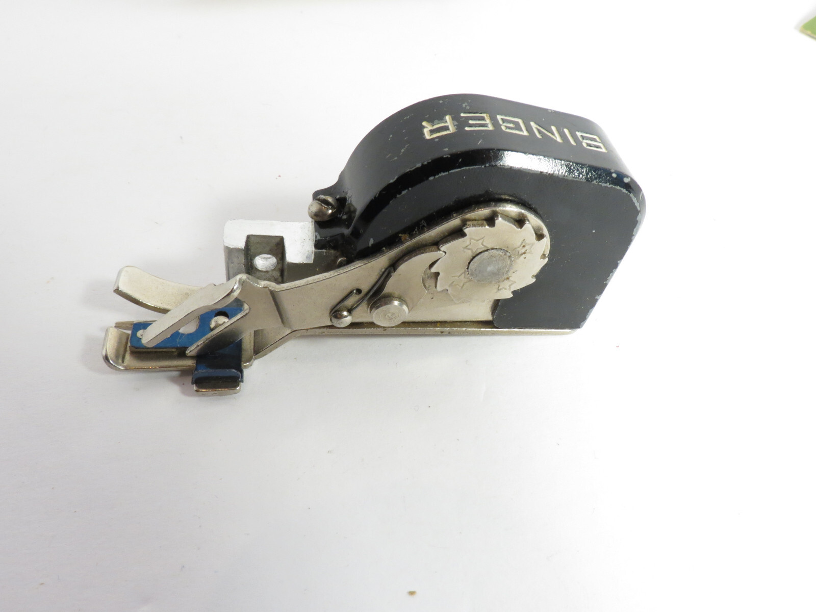 Singer Blind Stitch Attachment 160616 Sewing Machine Attachment with ...