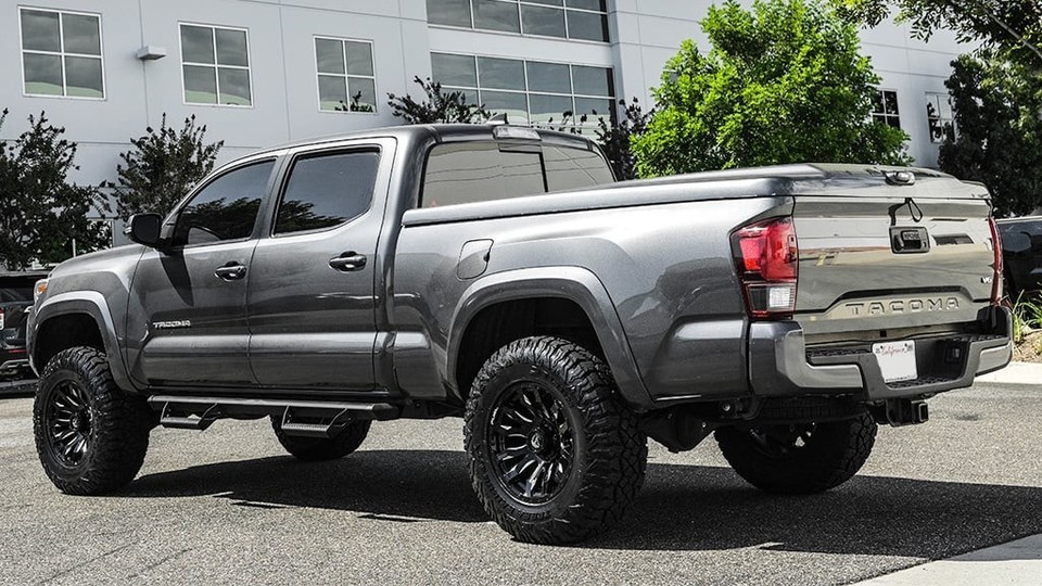 22x10" Fuel Wheels D673 Blitz Gloss Black Milled Off-Road Rims (4 pcs ...