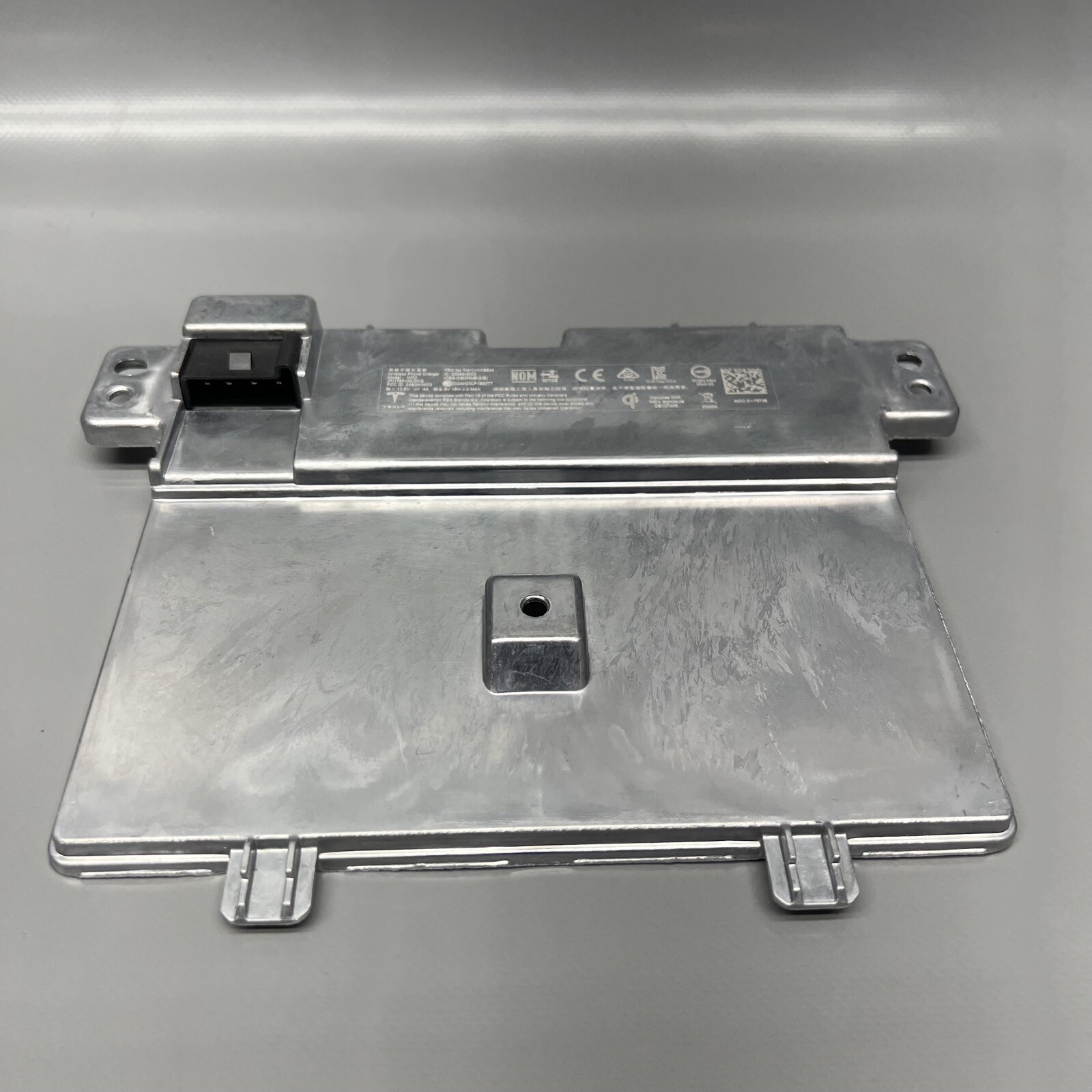 TESLA MODEL 3 Y INDUCTIVE WIRELESS PHONE CHARGING MODULE 2017-2023 ...