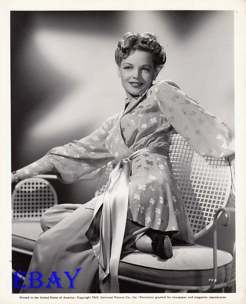 Elyse Knox