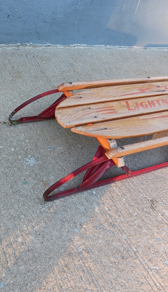 Vintage original Lightning Guider sled #125 - Works | eBay