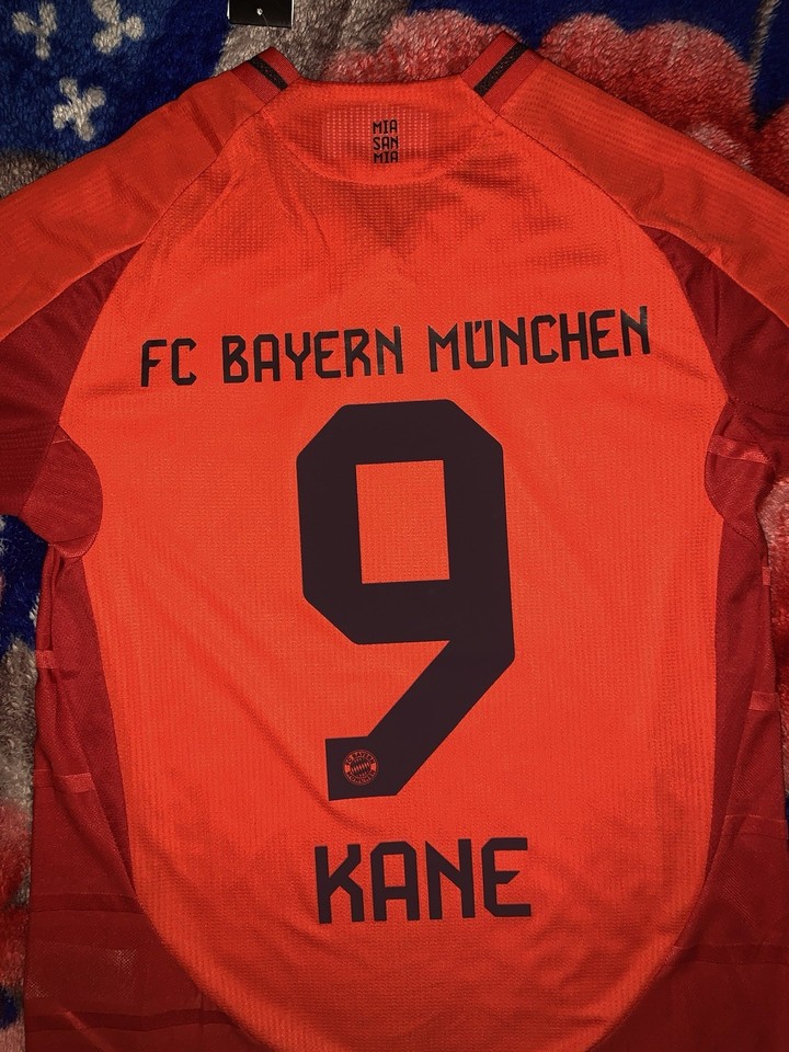 Bayern Munich Home 24/25 UCL - Kane #9 Medium Player Version | eBay