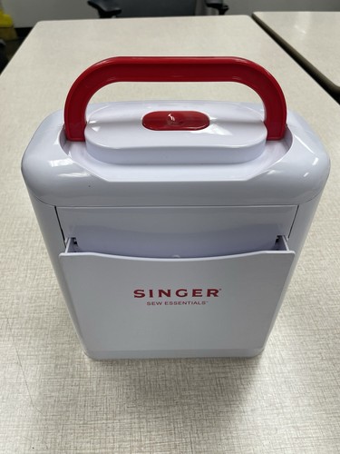 SINGER Sew Essentials Portable Sewing Box Organizer With Thread ...