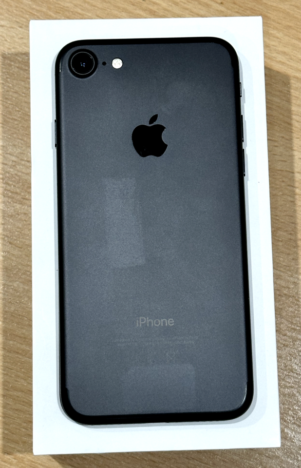 New Boxed Apple iPhone 7 32GB Black Unlocked Smartphone 100% Battery ...