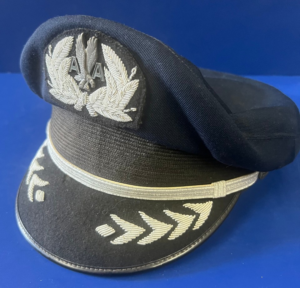 VINTAGE AMERICAN AIRLINES CAPTAINS’S CAP WITH CAP BADGE | eBay