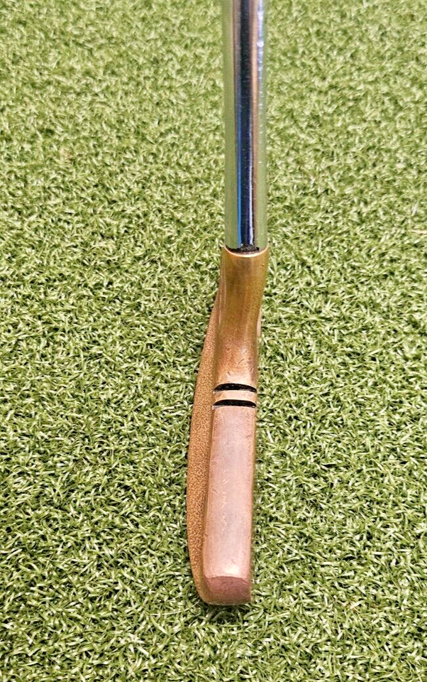 Acushnet BullsEye Blade Putter / RH / Fluted Steel ~34.5" / Good Grip ...