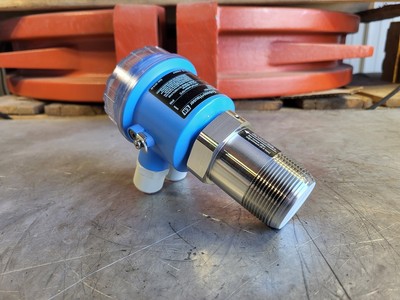 ENDRESS+HAUSER Soliwave Microwave Barrier Transceiver FDR56-AA1AADVE21 ...