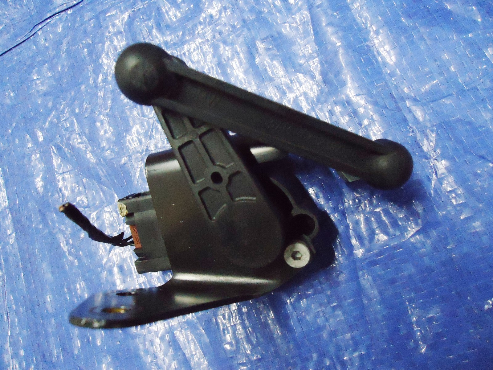 2002-2015 MINI COOPER R50 R52 R53 R55 R56 R57 REAR LEVEL SENSOR ...