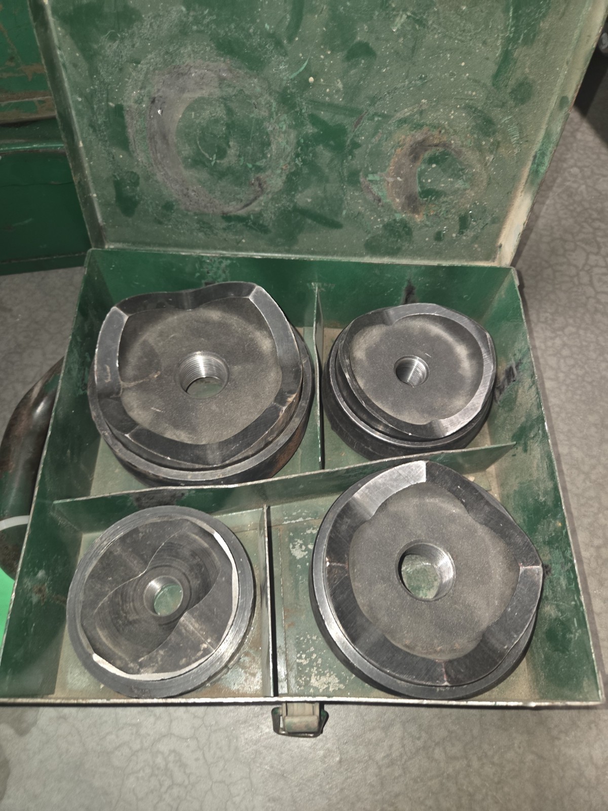 Greenlee 2 , 2 1/2 , 3 , 3 1/2 , 4" Knock out Punch | eBay