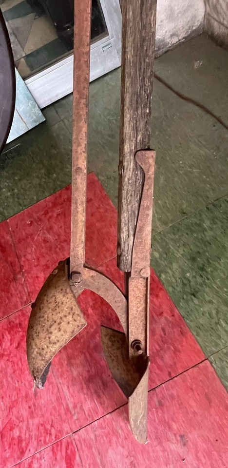 Antique Post Hole Digger , Made By Universal (Working) | eBay