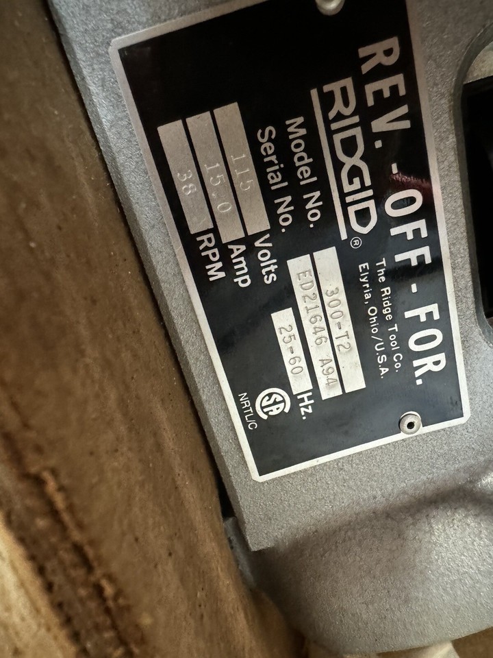 VINTAGE Ridgid 300-T2 Portable Pipe Threading Machine 41855 BRAND NEW ...